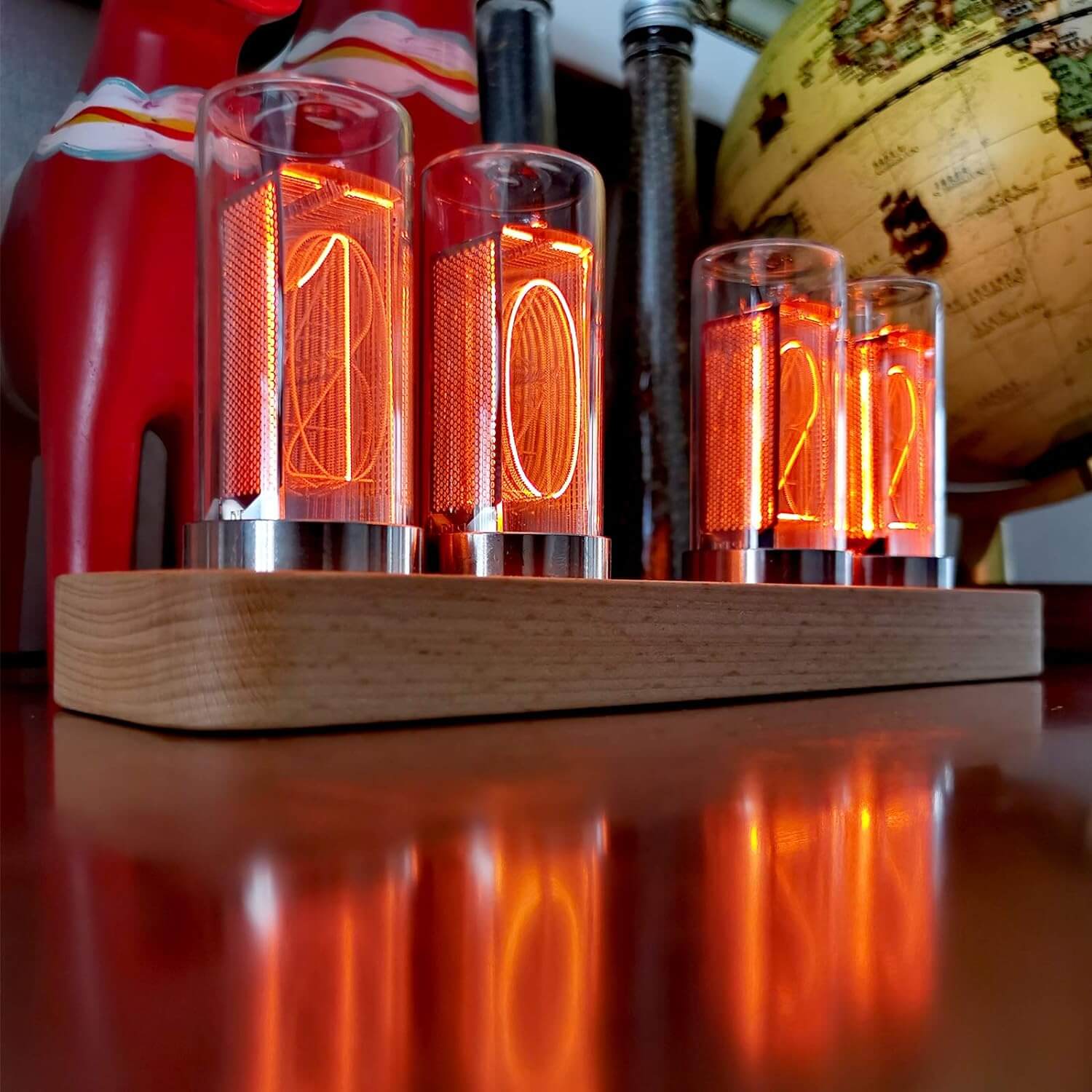 Eine originelle Geschenkidee: Die LED Nixie Uhr für jeden Anlass
